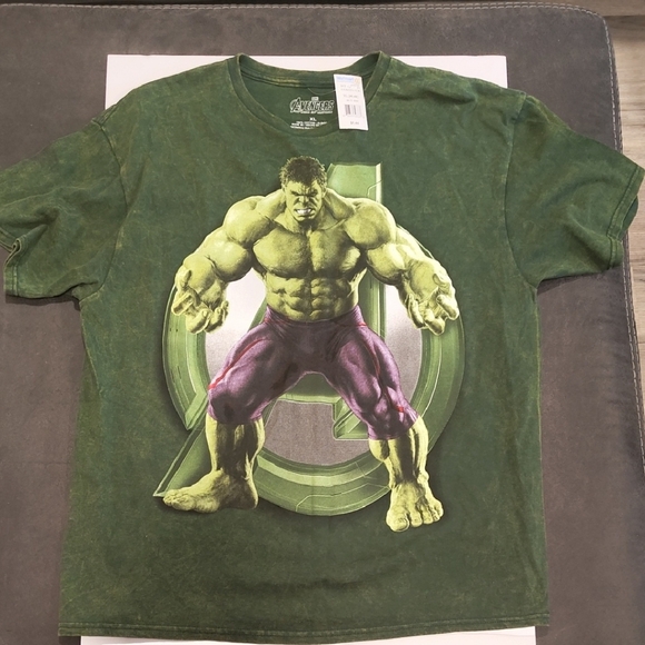 Marvel | Shirts | Marvel Avengers Age Of Ultron Hulk Green Graphic Tee ...